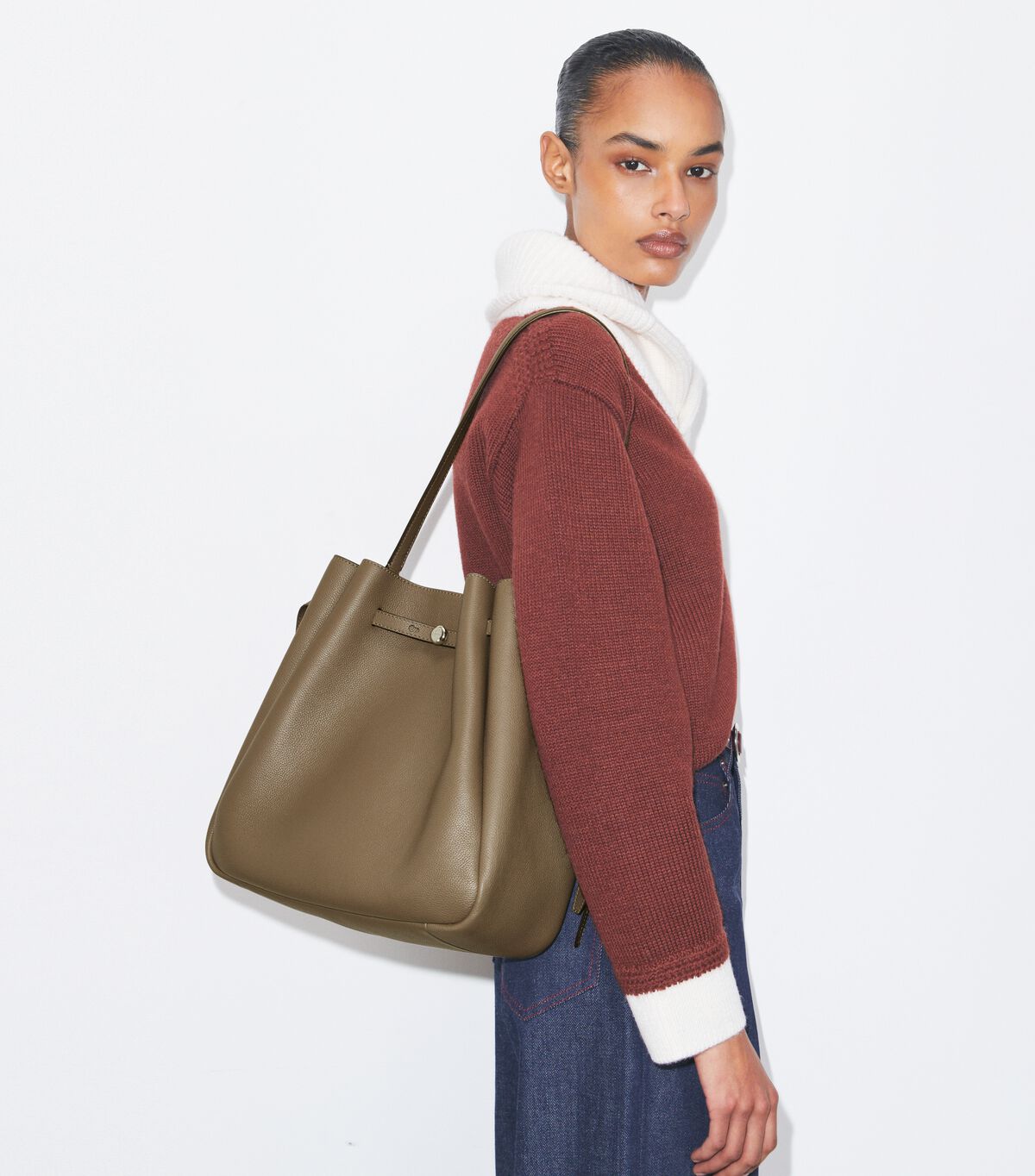 Large Romy Bucket Bag, Wild Mushroom | Tory Burch UAE